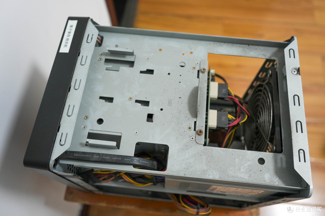 超绝四盘位NAS机箱推荐-迎广MS04，完美升级家庭存储服务器。_机箱_什么值得买