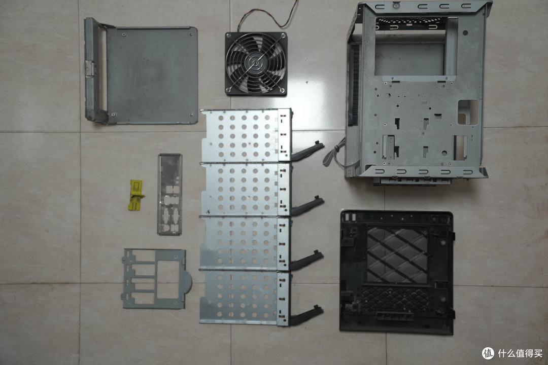 超绝四盘位NAS机箱推荐-迎广MS04，完美升级家庭存储服务器。_机箱_什么值得买