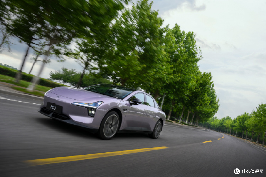 这是顶配的价格？15万级智能轿跑，小鹏MONA M03 Max正式亮相_新能源车_什么值得买