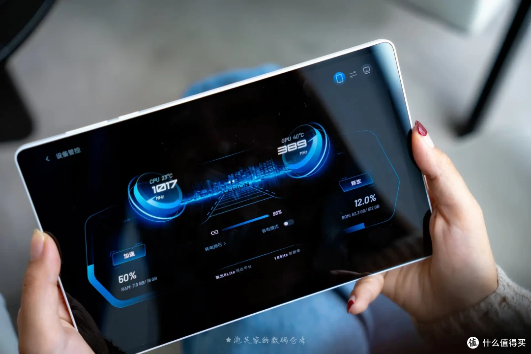 这次有TF卡槽 拯救者Y700四代体验 3K屏+骁龙8至尊 厂家听劝了_安卓平板_什么值得买