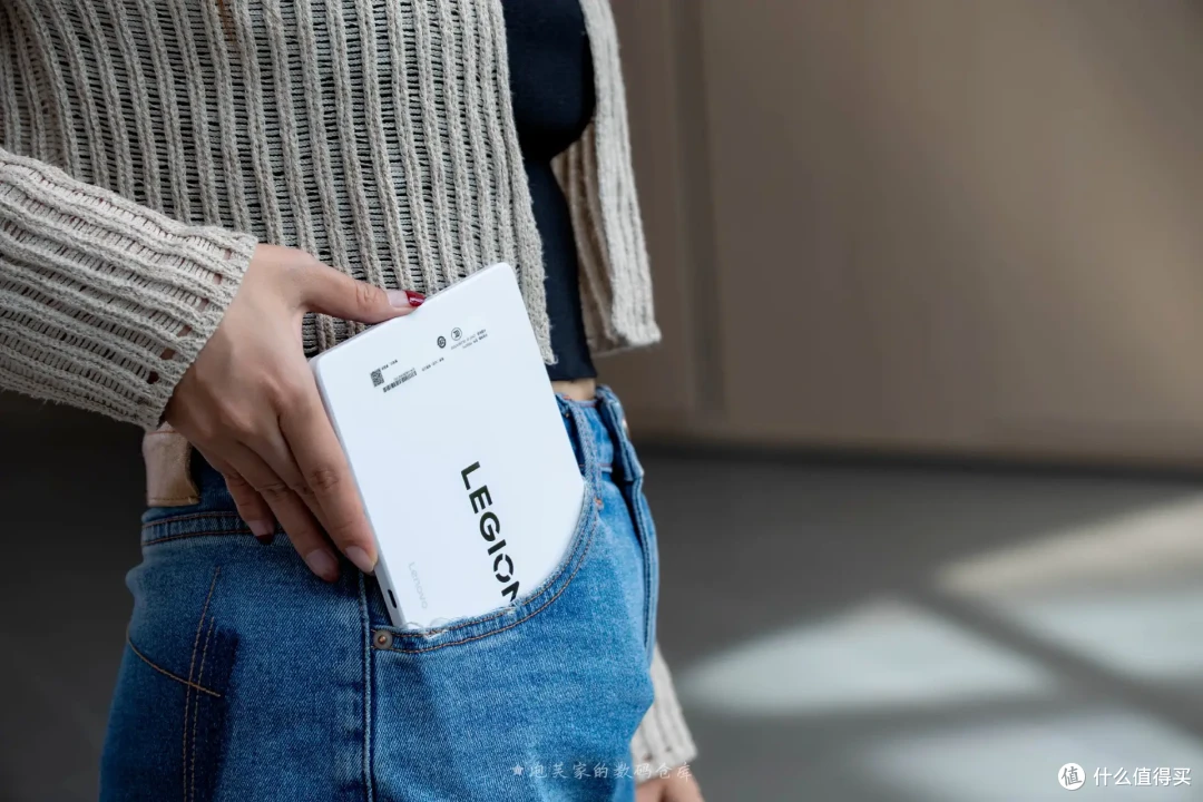 这次有TF卡槽 拯救者Y700四代体验 3K屏+骁龙8至尊 厂家听劝了_安卓平板_什么值得买