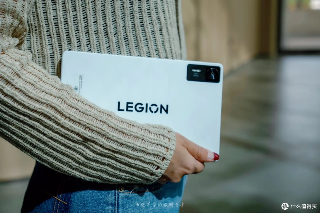 这次有TF卡槽 拯救者Y700四代体验 3K屏+骁龙8至尊 厂家听劝了_安卓平板_什么值得买