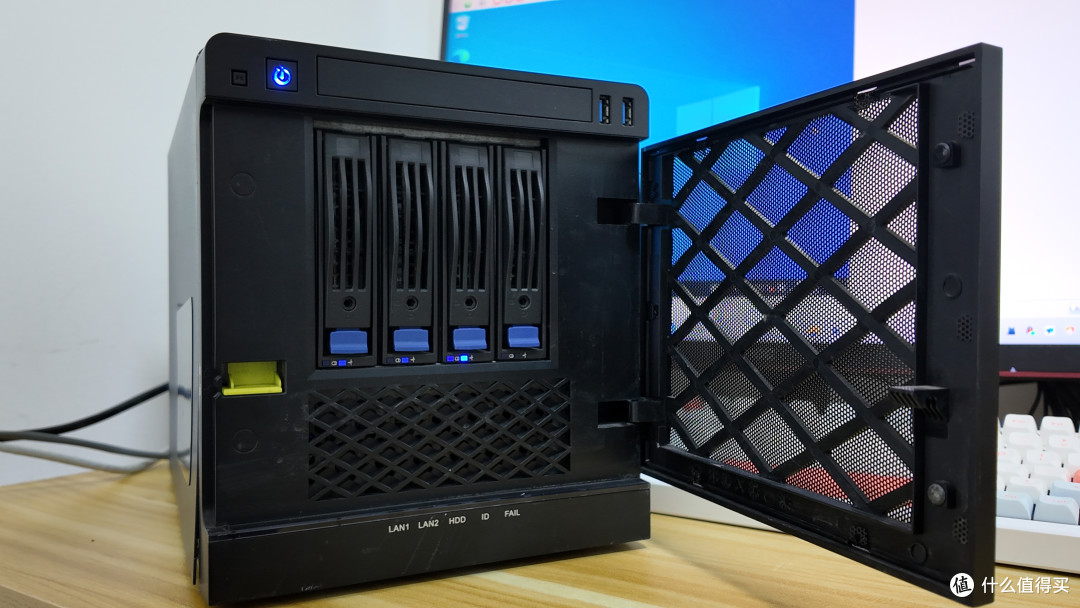 超绝四盘位NAS机箱推荐-迎广MS04，完美升级家庭存储服务器。_机箱_什么值得买