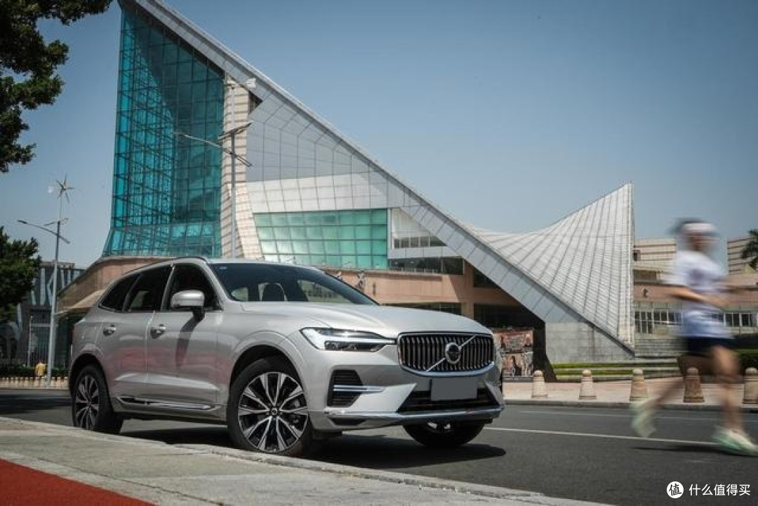沃尔沃XC60对比宝马X3L，谁更称得上品价兼优？_中型SUV_什么值得买