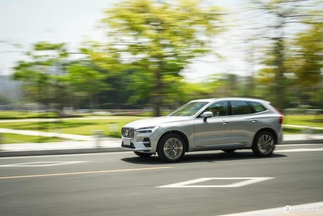 沃尔沃XC60对比宝马X3L，谁更称得上品价兼优？_中型SUV_什么值得买
