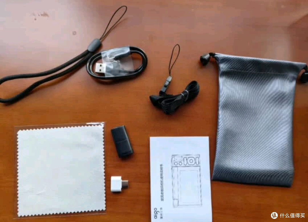 aigo爱国者E9/D9翻转屏自拍相机：学生党的高清神器_数码相机_什么值得买