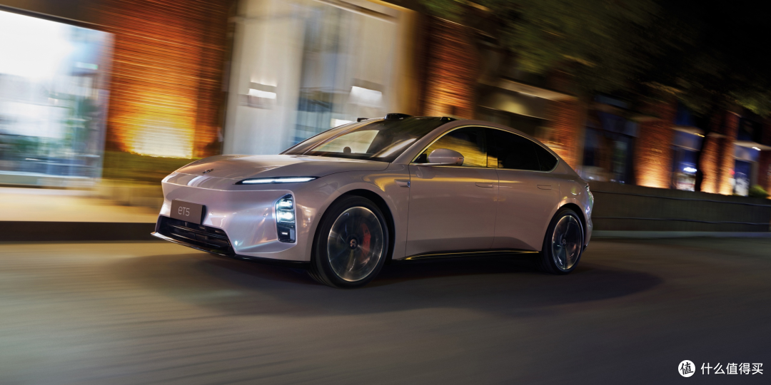 75的磷酸铁锂？29.8万起，2025款蔚来ET5/ET5T车型正式上市_新能源车_什么值得买