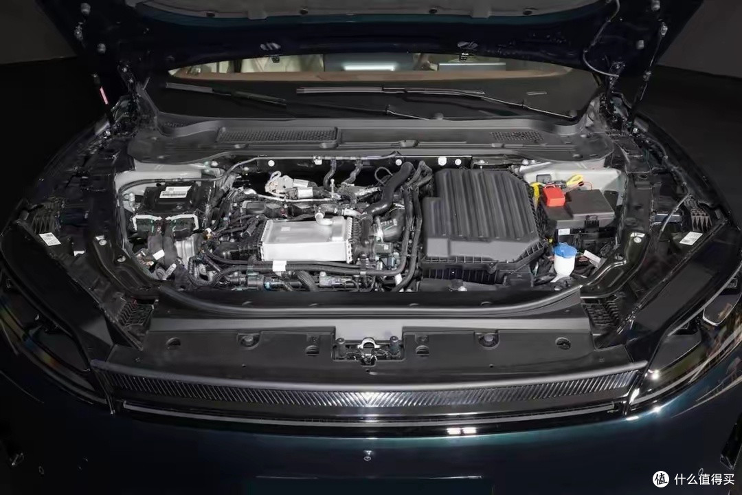 续航超2000km！奇瑞风云A9L登场，CDM6.0+8255芯片能否破局？_新能源车_什么值得买