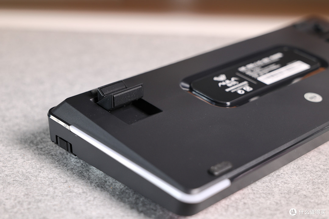 焦糖拿铁轴V2，狼蛛S75Pro机械键盘带来全新手感_键盘_什么值得买