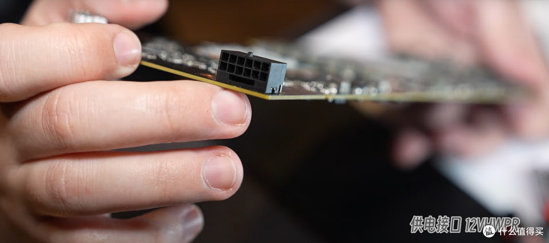 单卡双芯48GB intel Arc Pro B60 Dual Turbo专业卡规格详解_显卡_什么值得买