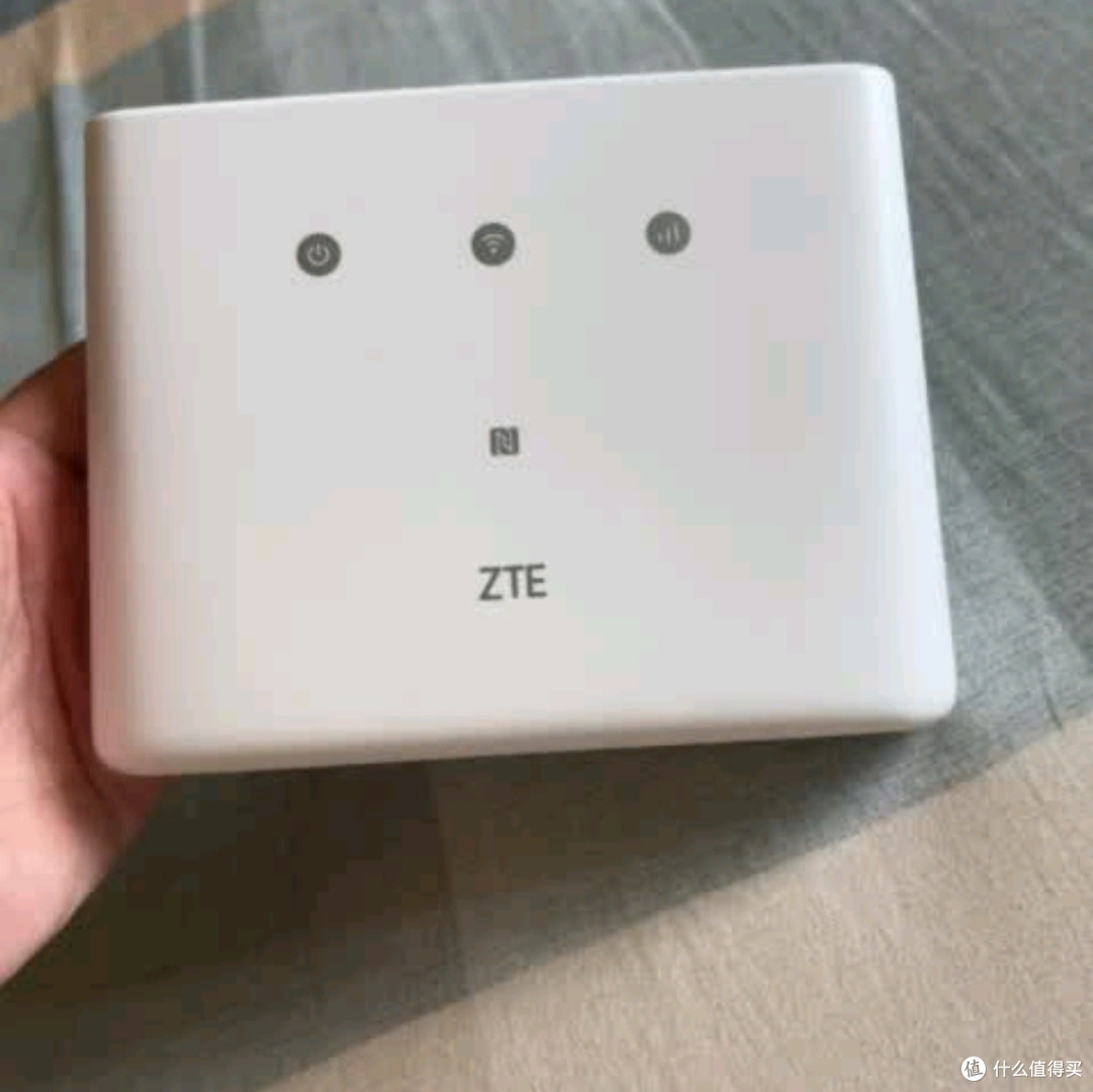 中兴4G CPE 2PRO：千兆网口，一碰连网，打造移动生活新体验_路由器_什么值得买