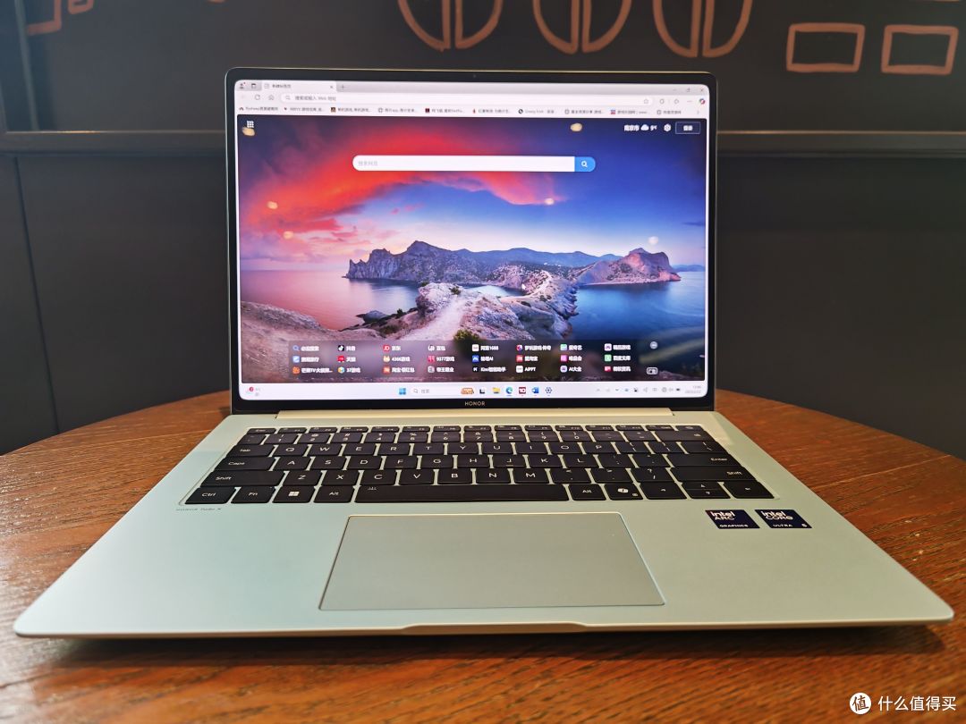 荣耀轻薄笔记本电脑MagicBook Pro14首发实测，实际体验如何？_笔记本电脑_什么值得买