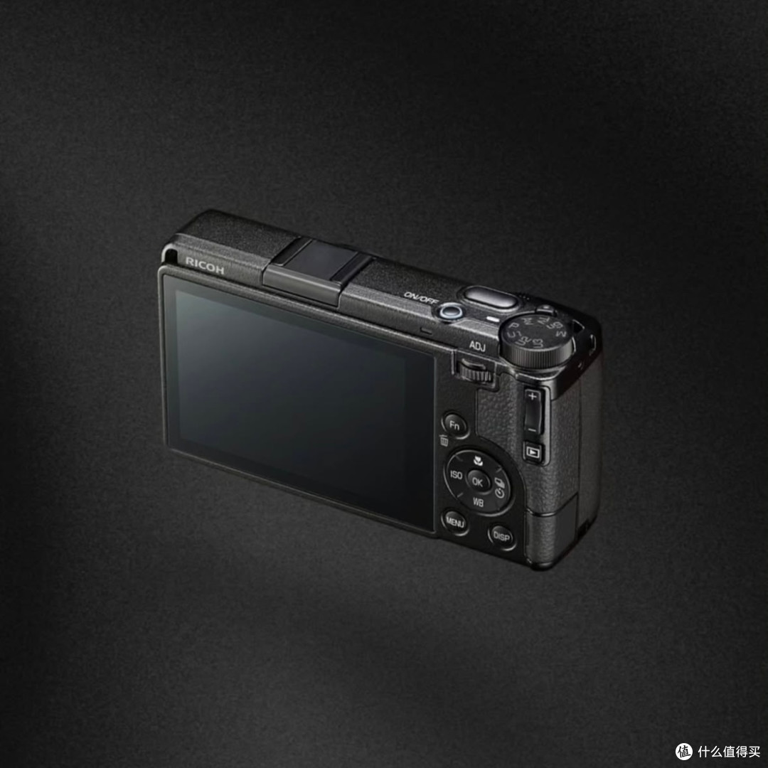 理光GR4倒计时：理光GR4携53G内置存储+五轴防炸街拍，2025秋锁定传奇重生 和GR3参数对比_相机清洁_什么值得买
