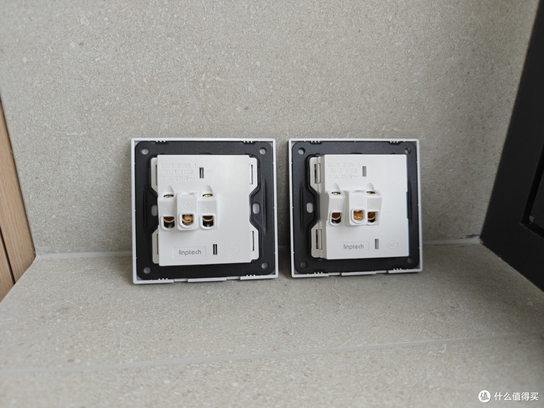 开关插座实用第一，聊聊我家全屋领普E3S和E3 Pro系列（外观篇）_智能家居_什么值得买