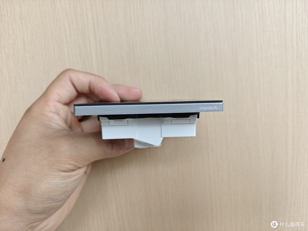 开关插座实用第一，聊聊我家全屋领普E3S和E3 Pro系列（外观篇）_智能家居_什么值得买