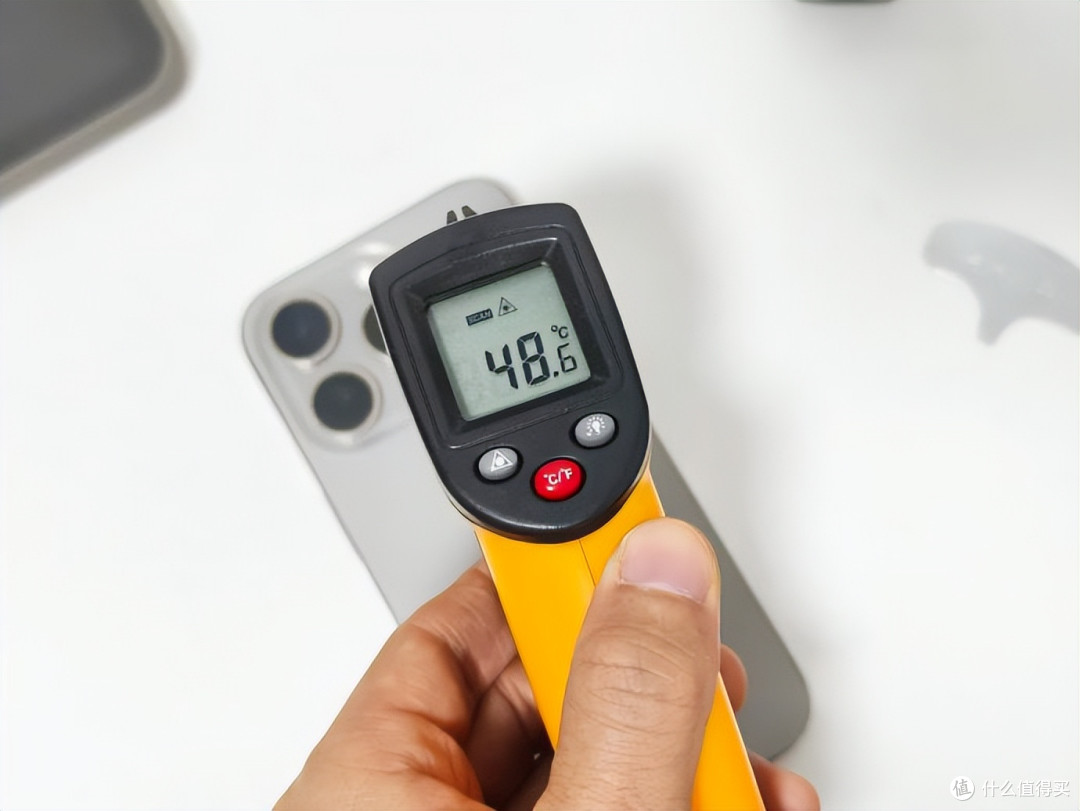 苹果iOS 26体验：全新外观设计、40+项新功能，存在掉帧、发热_手机软件_什么值得买