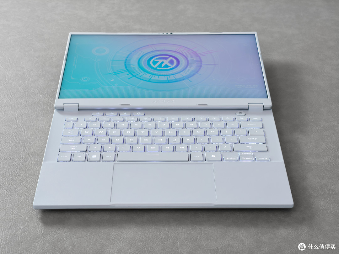 高性能轻薄本：AMD 锐龙 AI 300 + RTX 5060 的华硕天选 Air 2025_游戏本_什么值得买