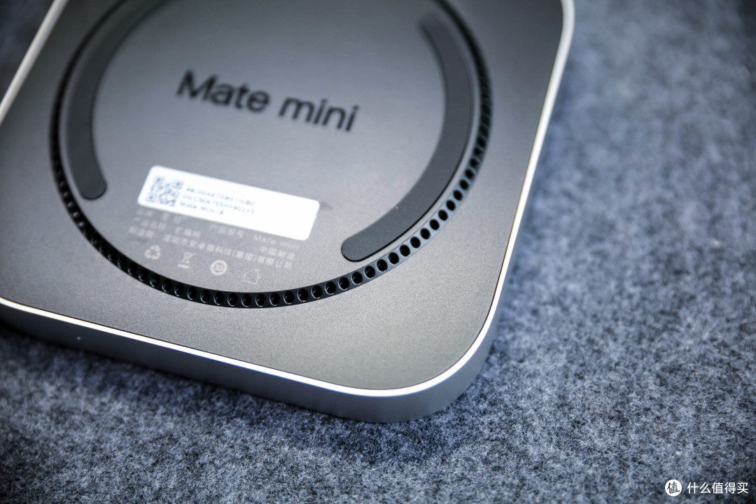 符合苹果设计美学，支持雷电5，零刻 Mate Mini拓展坞分享_接口转换器_什么值得买