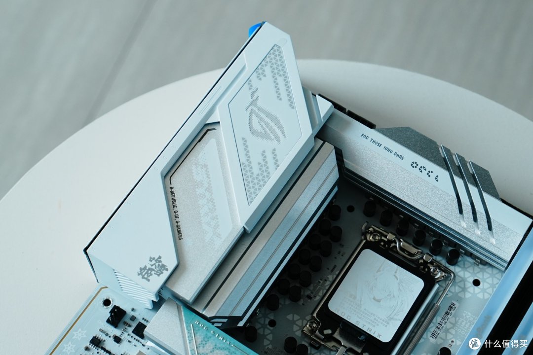 华硕ROG吹雪B860A主板+Ultra 265K装机分享，618入手这一套战未来_主板_什么值得买