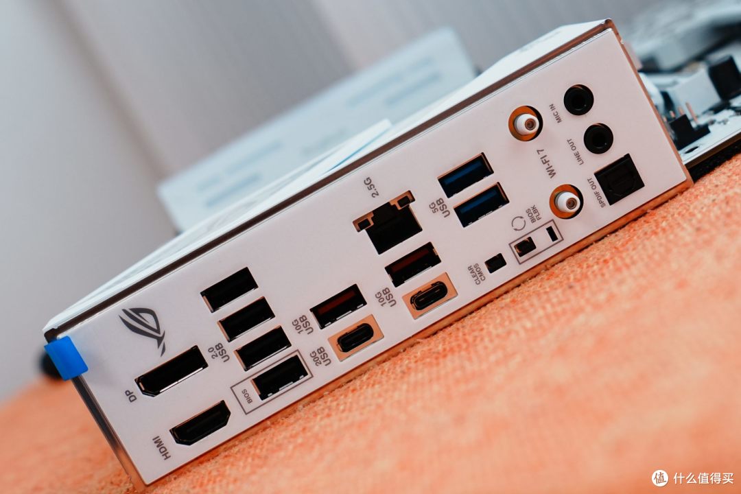 华硕ROG吹雪B860A主板+Ultra 265K装机分享，618入手这一套战未来_主板_什么值得买