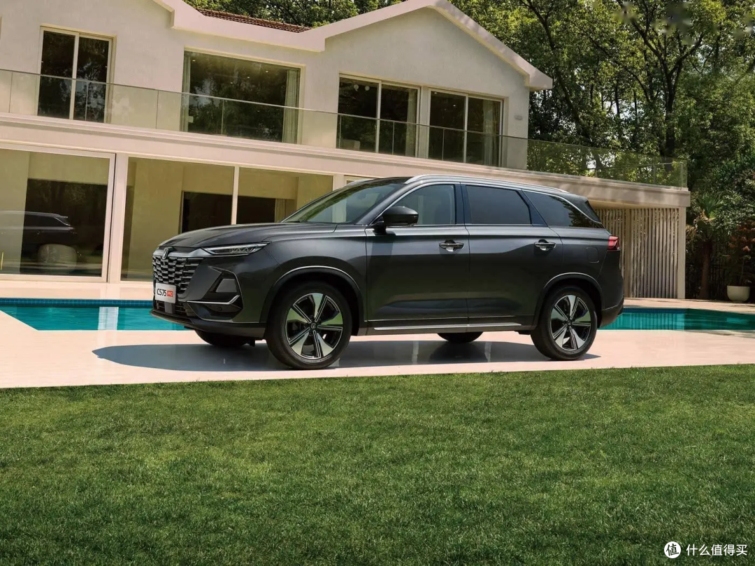 10.79万起售！长安CS75 PRO，紧凑型SUV市场迎来7座新选择_SUV_什么值得买