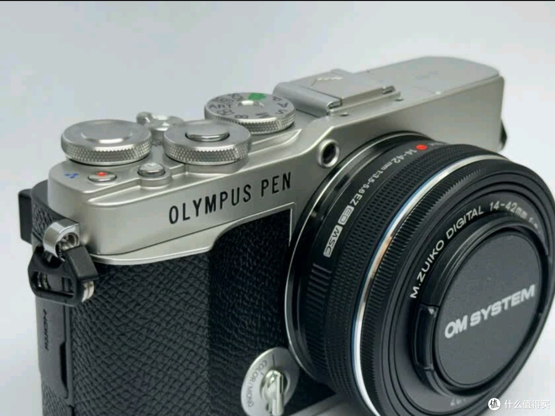 奥林巴斯PEN E-P7：复古「滤镜大师」！双镜头套机+色彩魔法_单电相机_什么值得买
