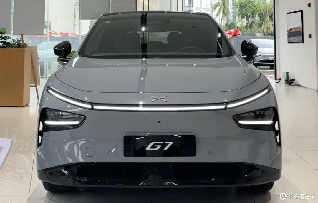 小鹏G7 vs 小米YU7：差价3万怎么选？_新能源车_什么值得买