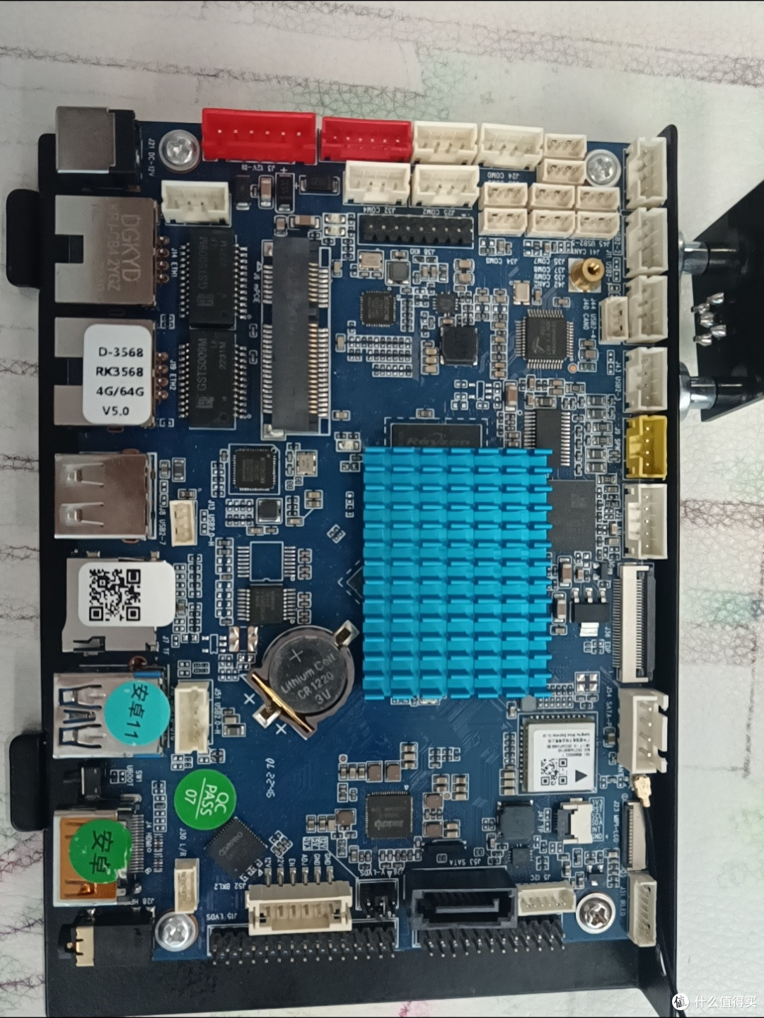 RK3568“亮钻板”体验记：百元级硬件的SATA与双千兆网口初探_NAS存储_什么值得买