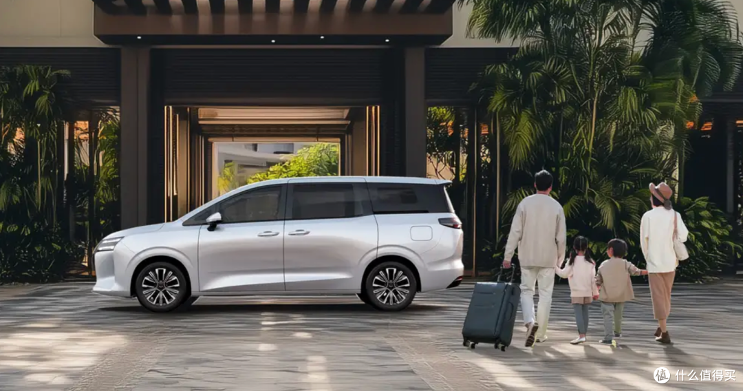 只造人民需要的车！五菱MPV星光730官图发布 提供三种动力系统_乘用型MPV_什么值得买