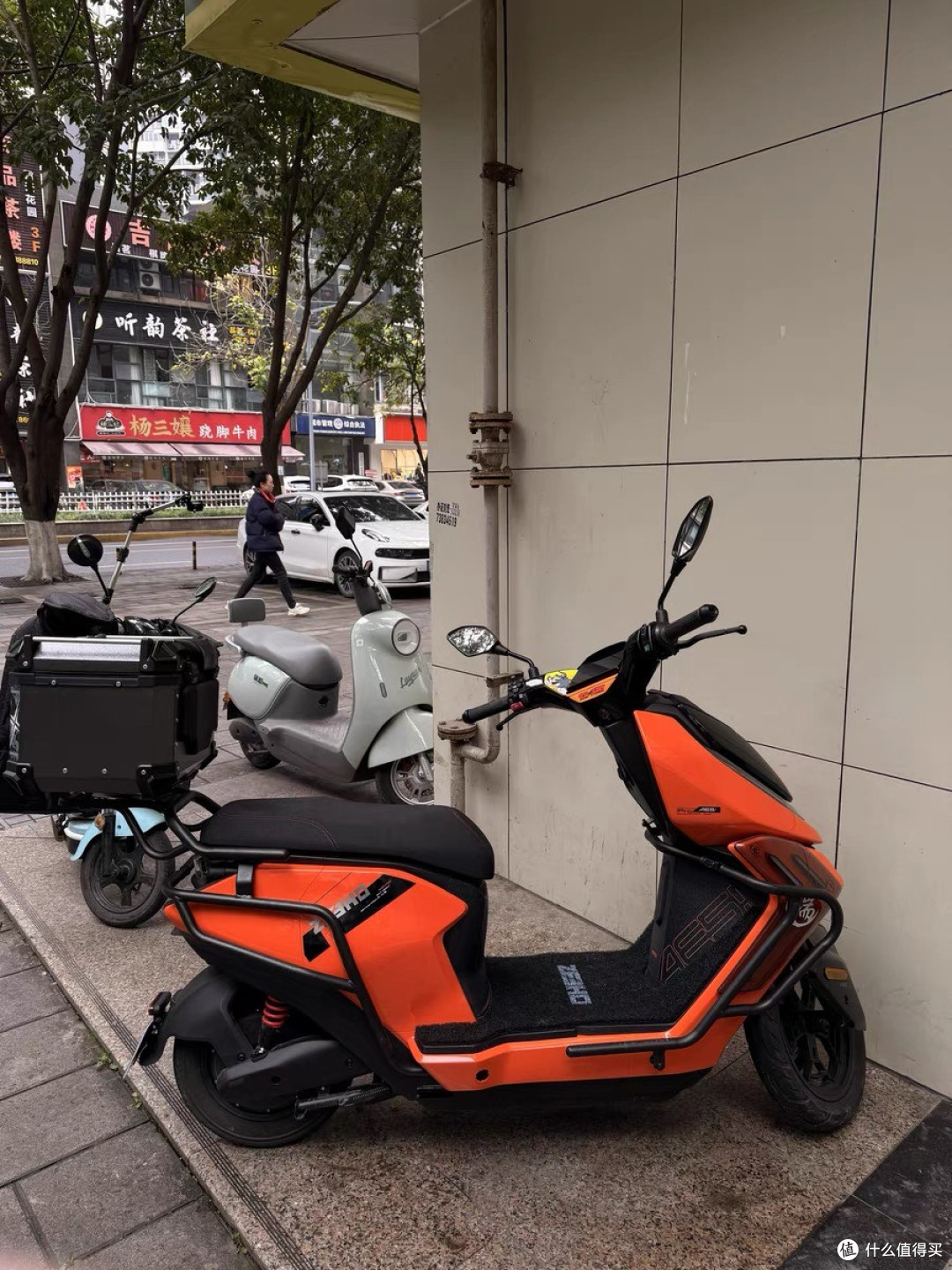 ZEEHO极核AE5i Pro：科技感十足的电动自行车_电动车_什么值得买