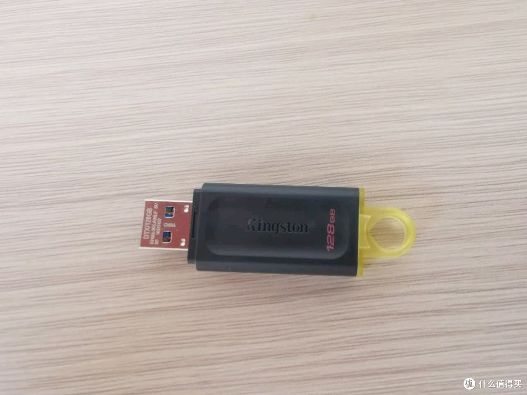 金士顿64GB USB3.2 Gen 1 U盘DTX深度测评：移动存储的全能选手_U盘_什么值得买