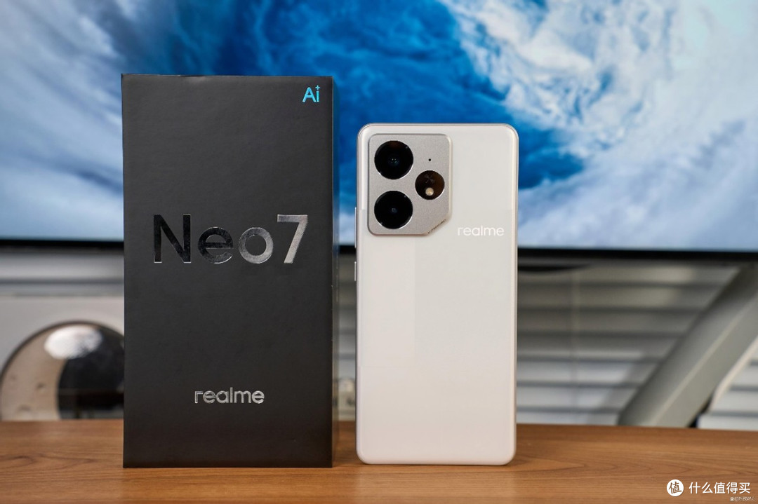 7000mAh+200万跑分！realme Neo7国补后2099元，中端机卷到天花板_手机_什么值得买