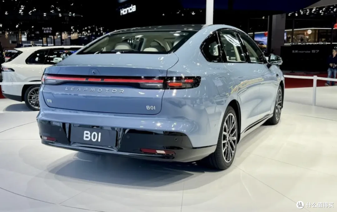 650才10.98？太能压价了！零跑B01 8.98万-11.98万，可选激光雷达_新能源车_什么值得买
