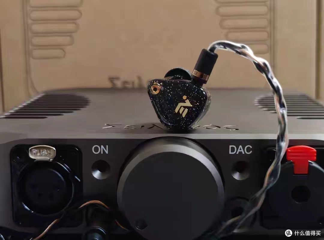 韵味推力新标杆 芳声乐Silenos西勒诺斯R2R解码耳放一体机评测_专业音频_什么值得买