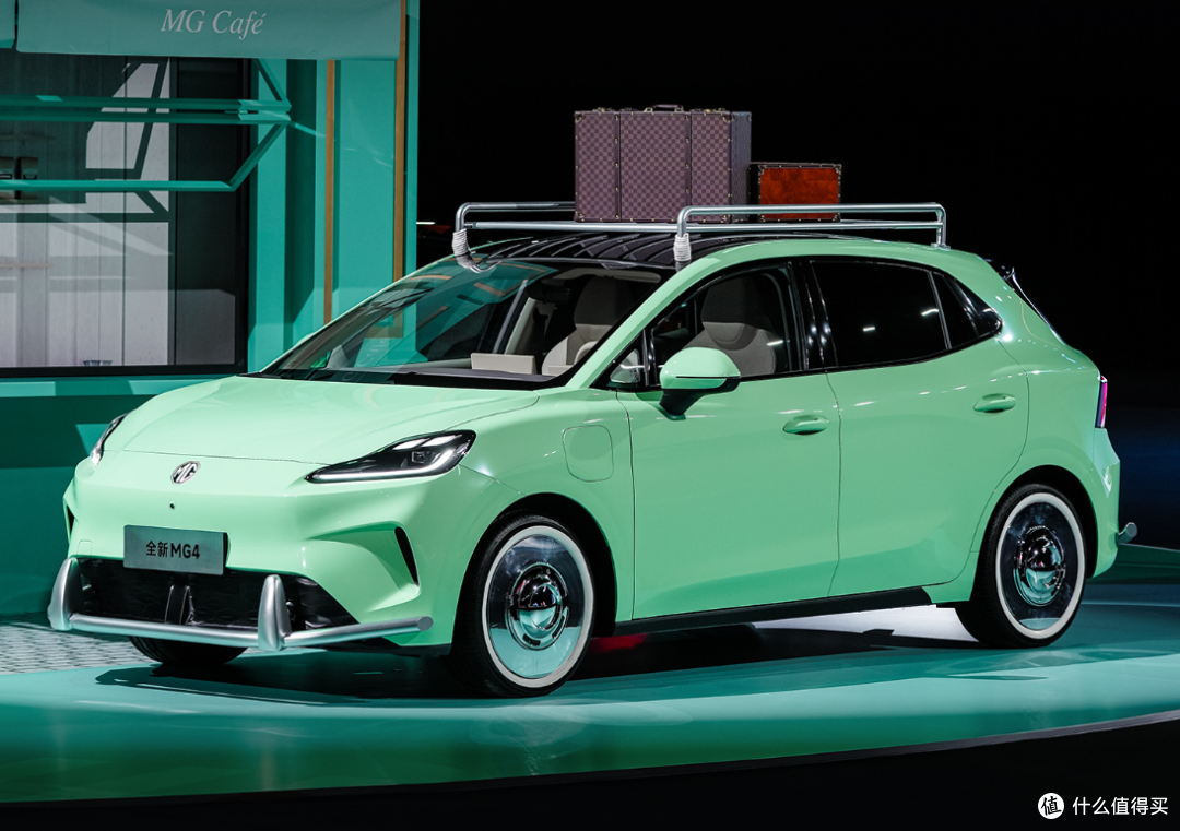 7.38万元！新款名爵MG4发布，120kW电机、437km续航！_新能源车_什么值得买