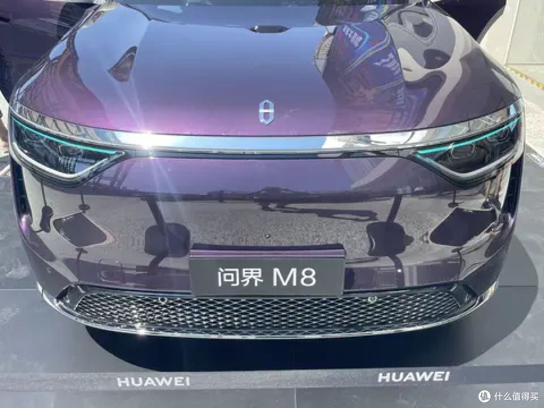 问界M8纯电版实车！预售37.8万起，最高续航705公里，8月上市_新能源车_什么值得买