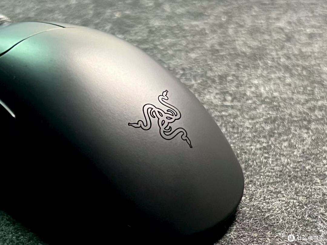 4700字带您全面了解雷蛇新品——炼狱蝰蛇V4Pro值不值得买？_鼠标_什么值得买