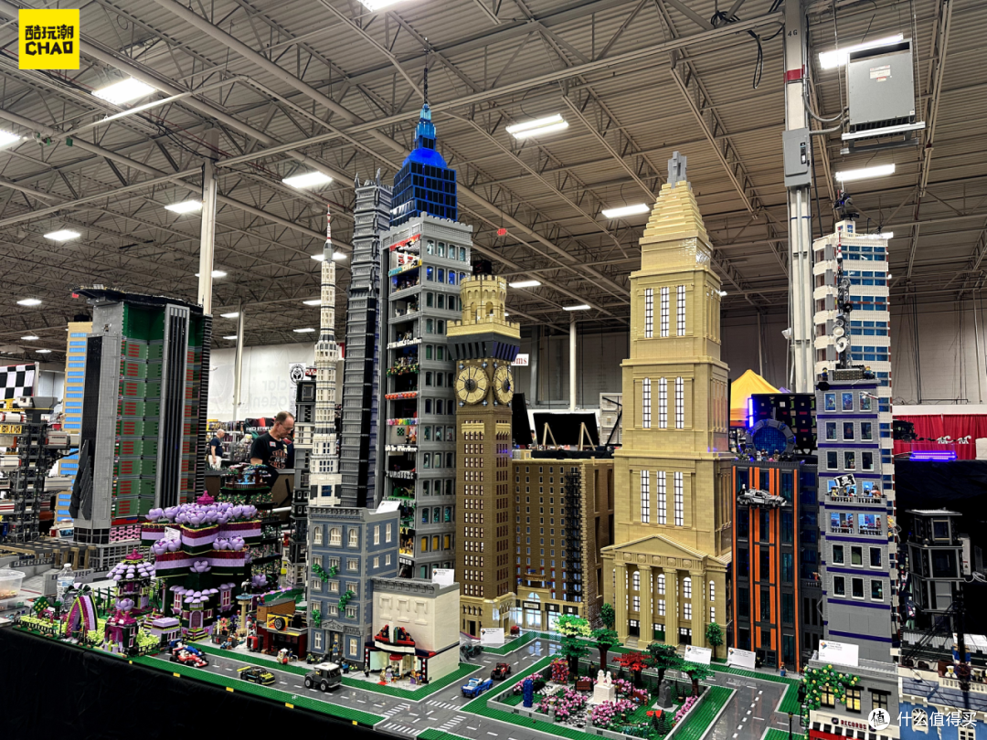 直击BrickFair 2025！MOC大神集结，带你云逛全球顶尖乐高盛会！_积木拼插_什么值得买