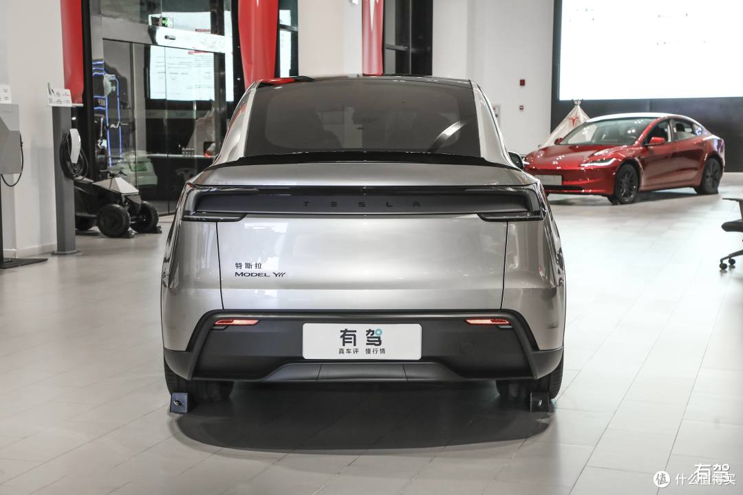 33.9 万买 Model YL，性价比能打吗？_新能源车_什么值得买