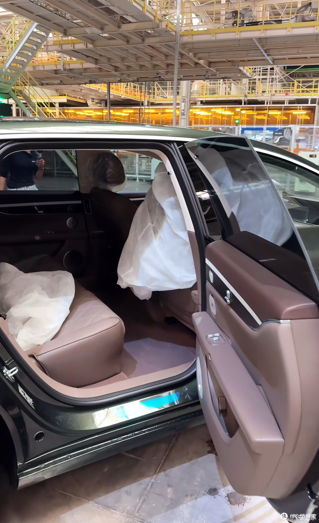 享界S9T实测：32.8万起预售的旅行车，凭什么24小时卖出2万台？_新能源车_什么值得买