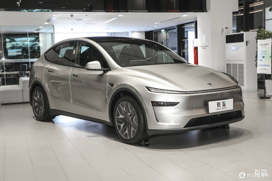 33.9 万的 Model YL，凭啥让家庭出行更幸福？_新能源车_什么值得买