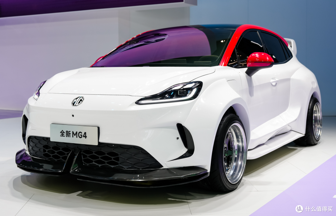 杀疯了！新款名爵MG4上市，6.58万元给到437km续航+120kW电机！_新能源车_什么值得买