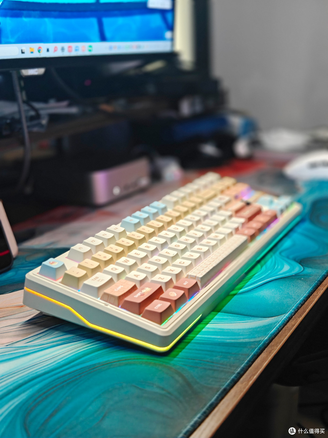 爆款再升级，手感灯效全拉满：狼蛛F87 Pro V2机械键盘首发评测_无线键盘_什么值得买