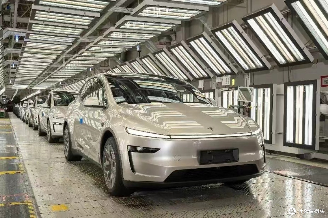 史诗级爆卖？销售称特斯拉Model YL日均订单1万台_新能源车_什么值得买