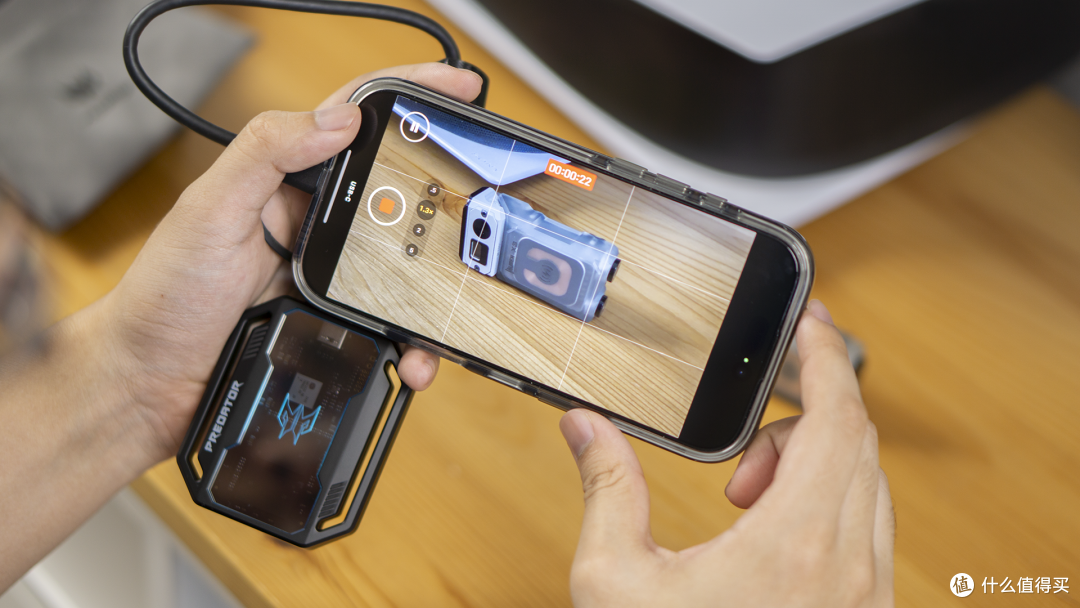 赛博风，支持苹果ResPro录制，极速、炫彩，宏碁掠夺者GP30 PSSD_移动硬盘_什么值得买