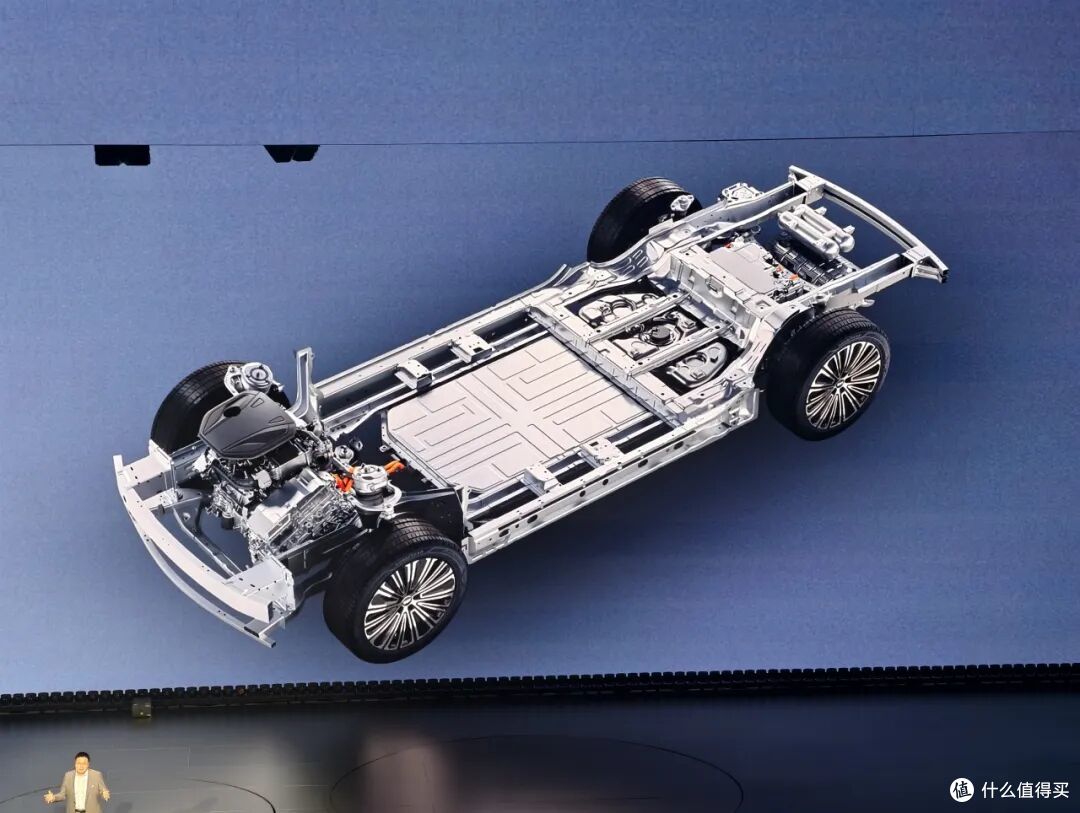 限时17.38万元起 吉利银河M9六大座插混SUV上市_SUV_什么值得买