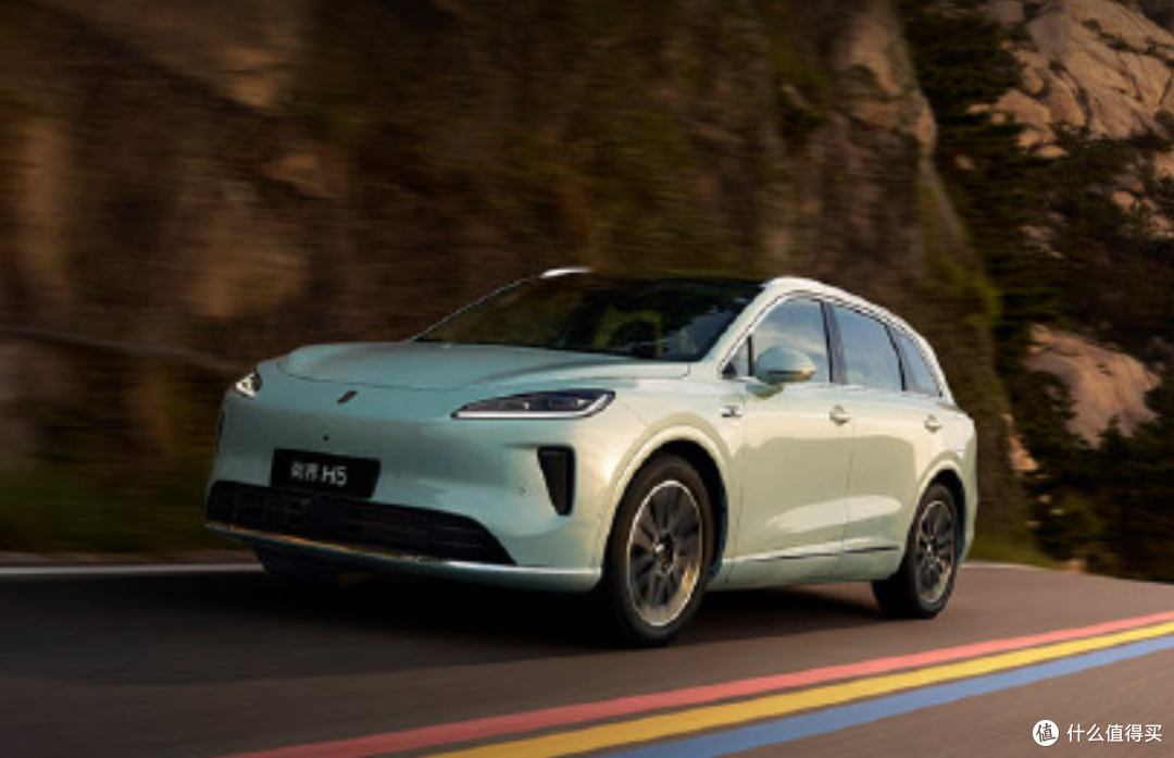 15.98万！鸿蒙智行低价车型——尚界H5发布，德系底盘+华为ADS4！_新能源车_什么值得买