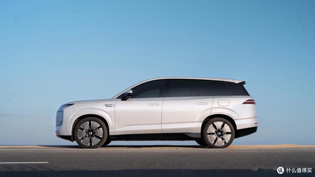 预售31.98起！腾势N8L管家级购车攻略，对比腾势N9怎么选？_新能源车_什么值得买