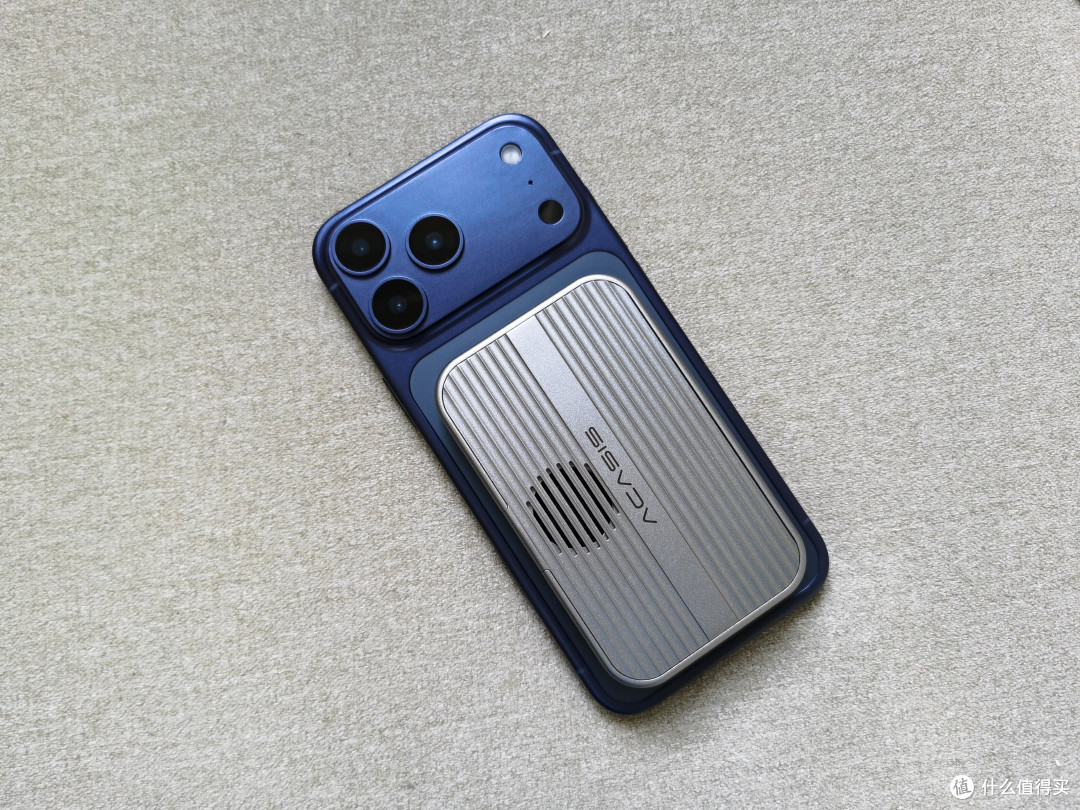 iPhone+阿卡西斯磁吸扩展坞：让手机拍ProRes视频的存储自由体验_移动硬盘盒_什么值得买