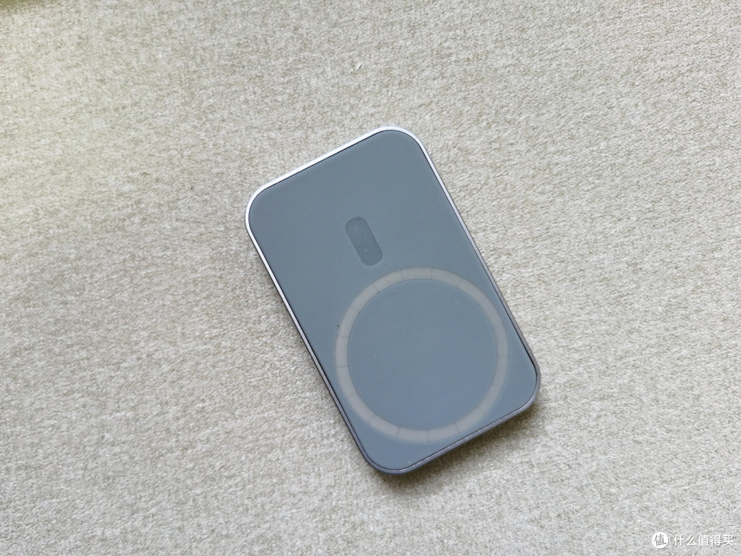 iPhone+阿卡西斯磁吸扩展坞：让手机拍ProRes视频的存储自由体验_移动硬盘盒_什么值得买